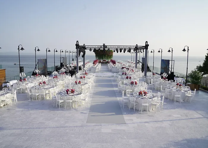 CROWNE PLAZA ISTANBUL - FLORYA HOTEL