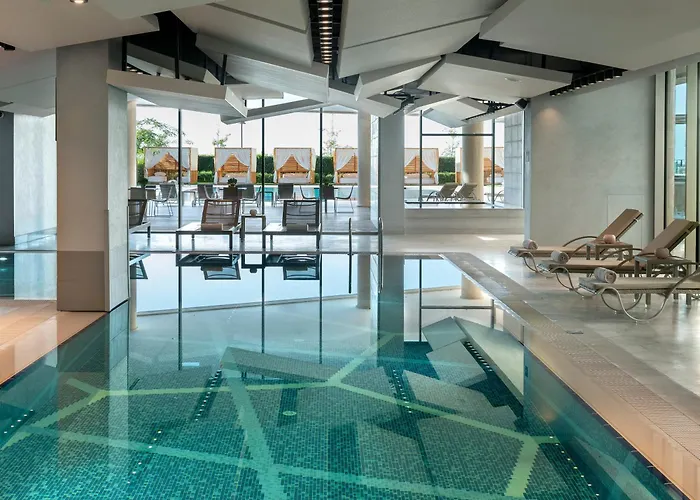 CROWNE PLAZA ISTANBUL - FLORYA HOTEL