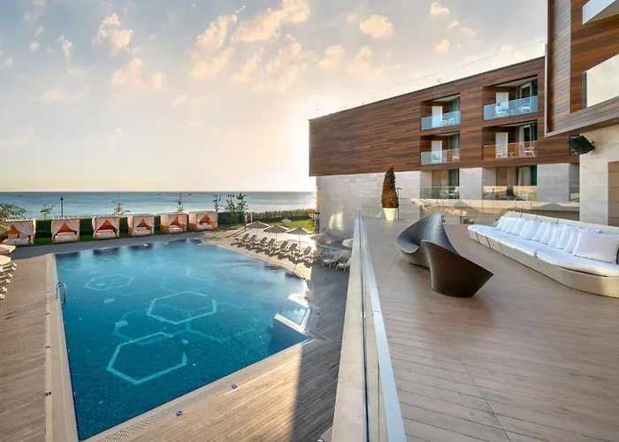 CROWNE PLAZA ISTANBUL - FLORYA HOTEL